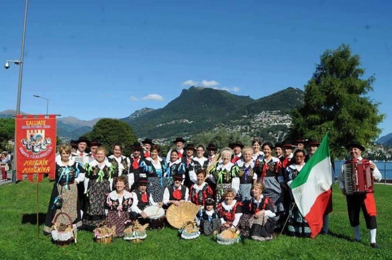 Gruppo Folkloristico Manghin e Manghina - Iov World